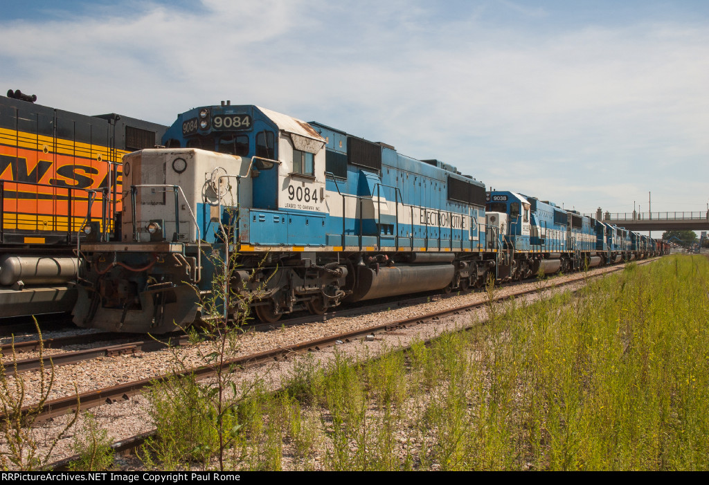 EMDX, OWY 9084, 8-unit lease return, stored